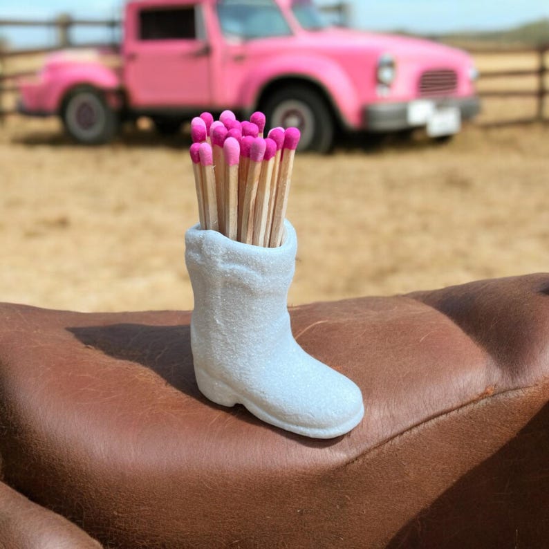 Cowboy Boot Match Holder & Pink Mixed Matches - Etsy UK