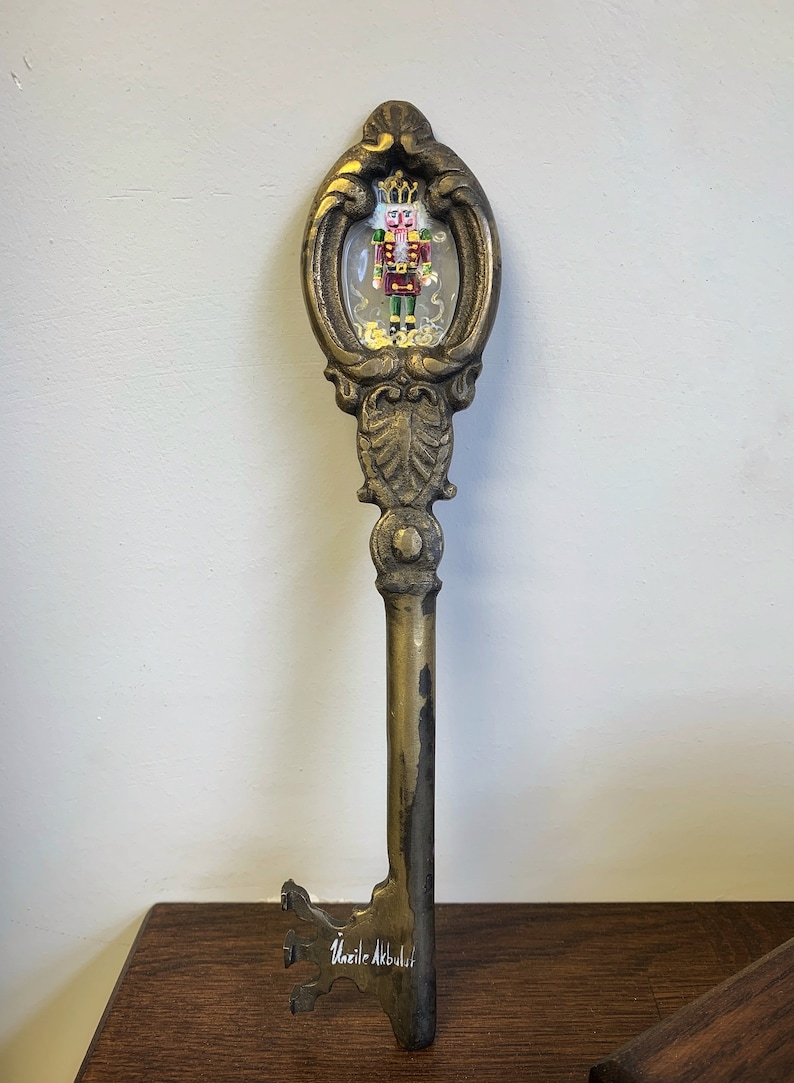 Vintage Rustic Keys , Old Primitive Style Keys , Large Unique Antique ...