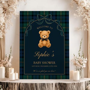 polo bear blue background