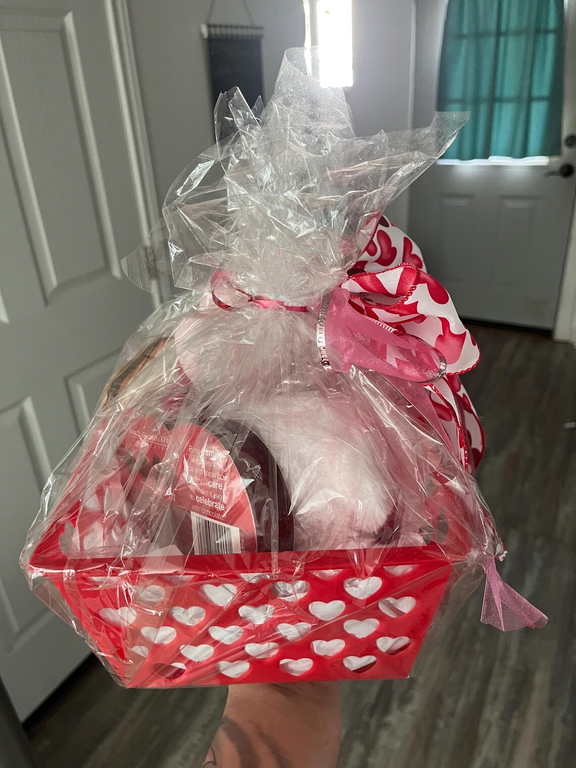Valentine’s Day Gift Basket Best Friend Basket Red and Pink - Etsy