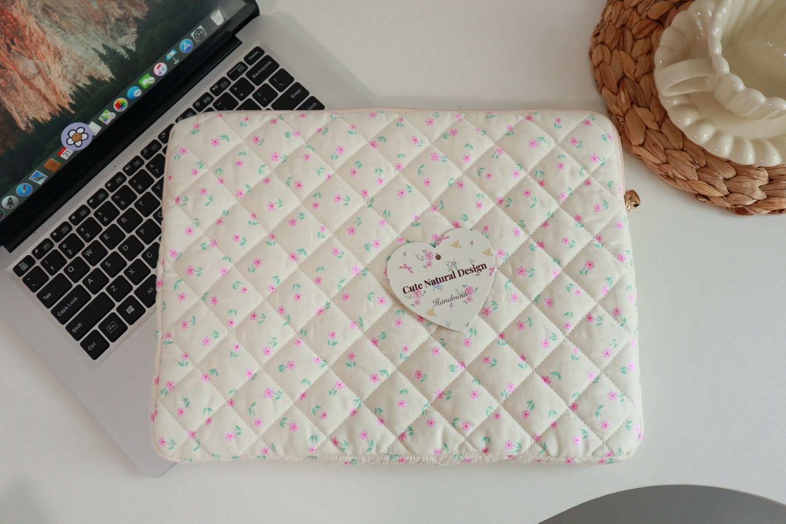 Cream Floral iPad Bag, Quilted Laptop Sleeve, MacBook Pro Cover ...