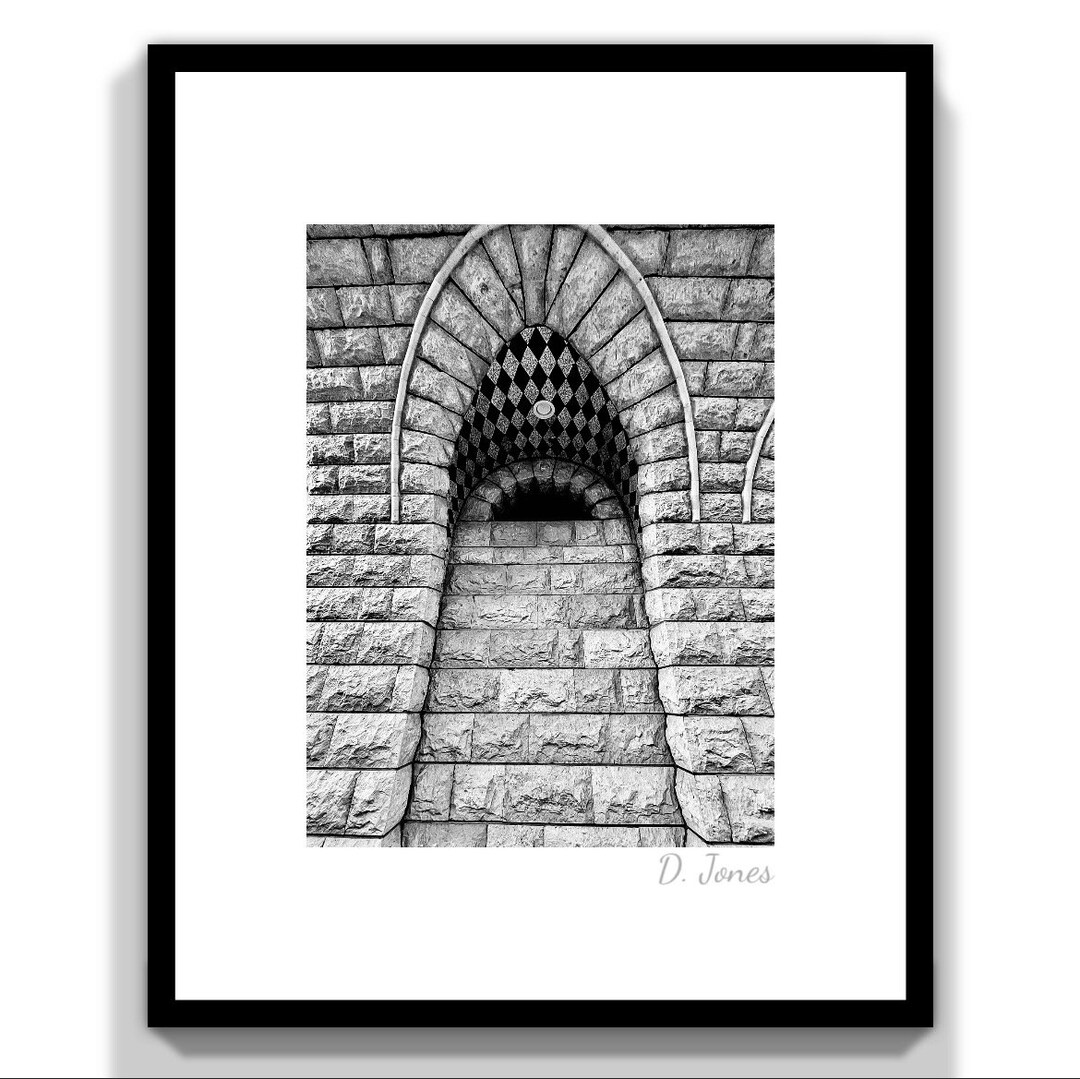 Las Vegas ‘checkered Arch’ Building Architecture Black & White Digital ...