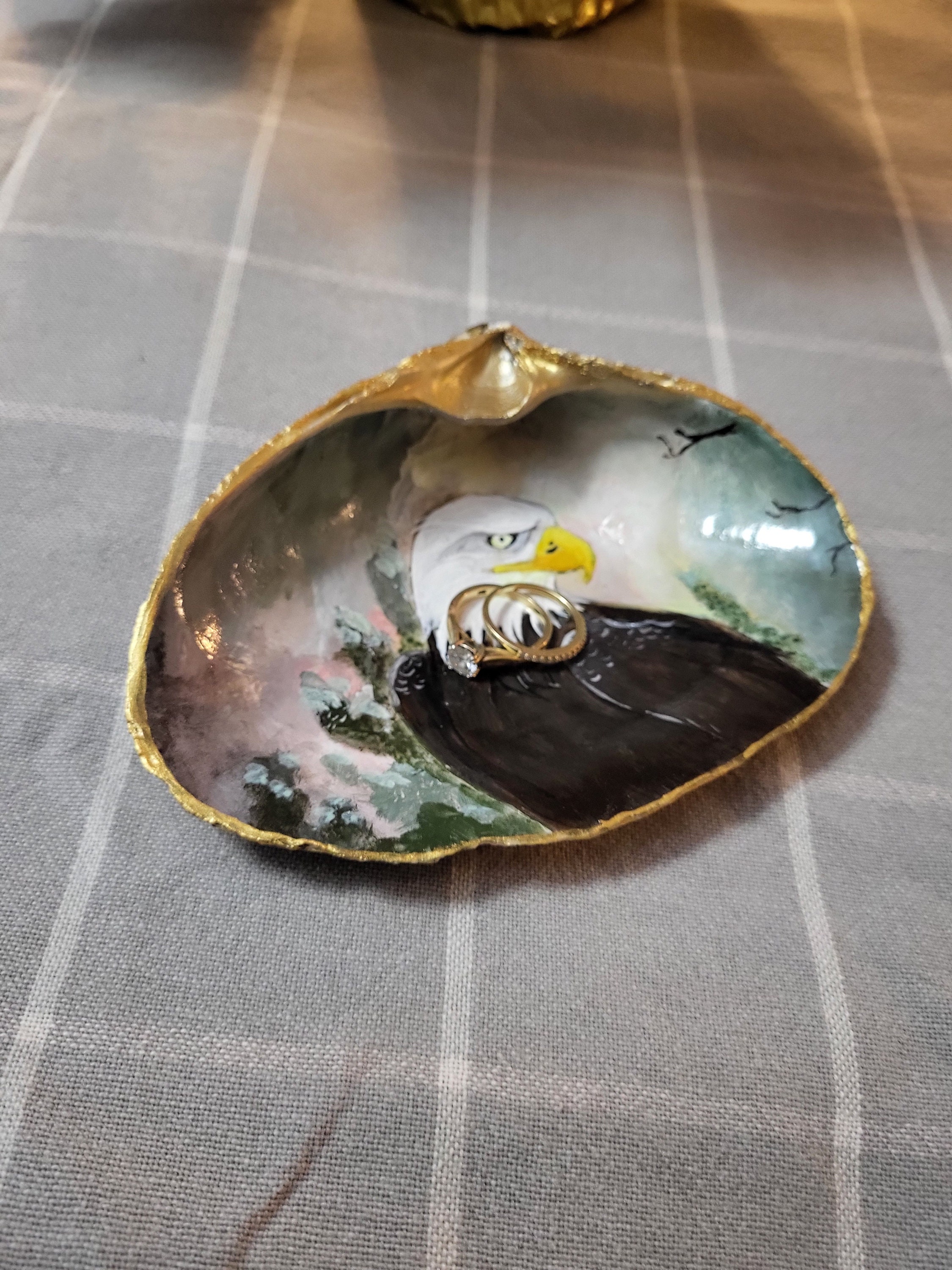 Hand Painted Bald Eagle on Clam Shell, Paintings of Birds, Bird Decor ...