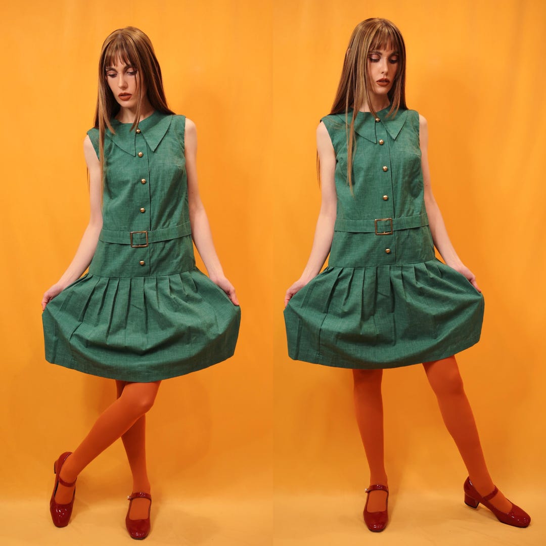 Dolly Dagger - Vintage 1960s Pleated Mini Dress With Dagger Collar - Etsy