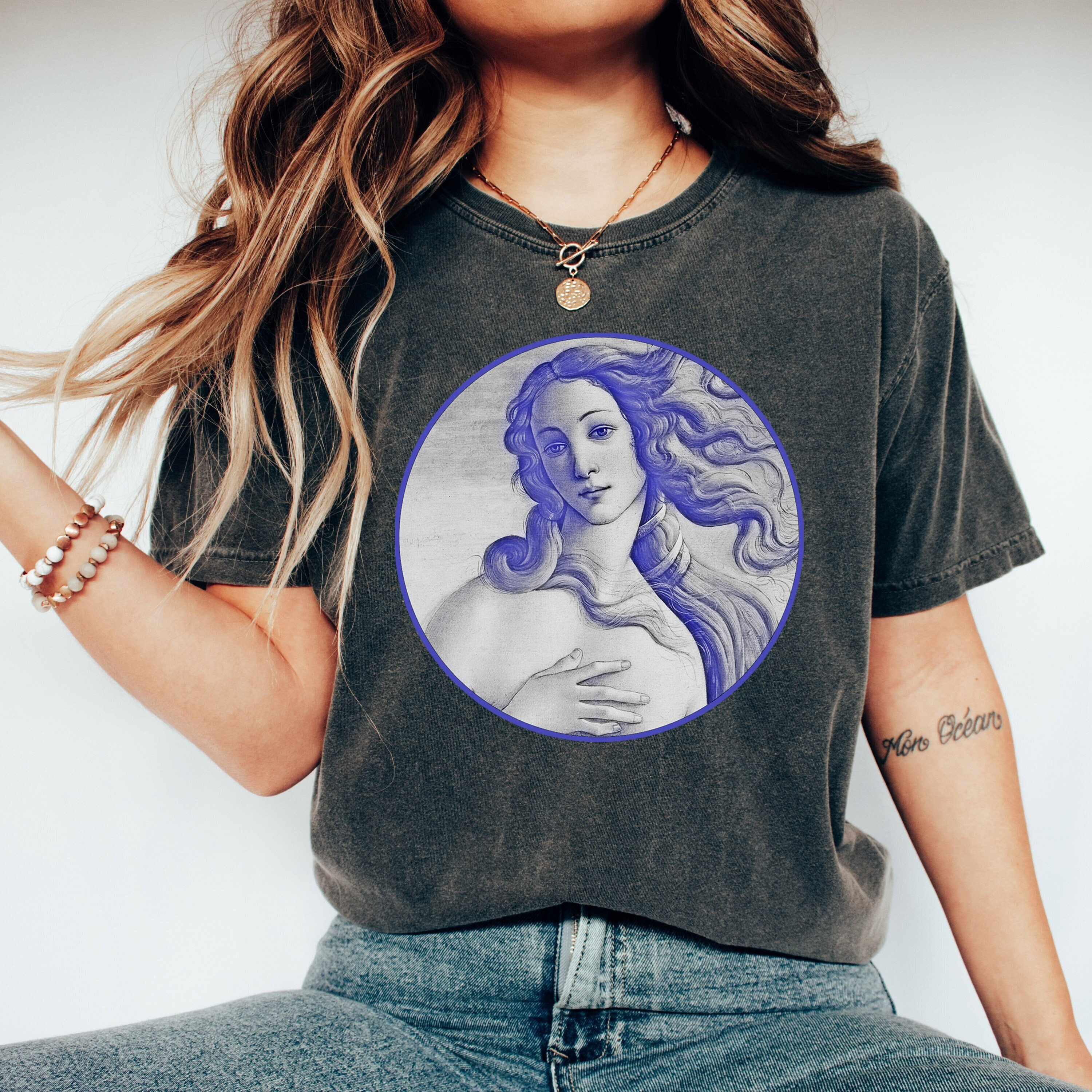 Venus Tshirt / Botticelli the Birth of Venus Light Academia Goddess Art ...