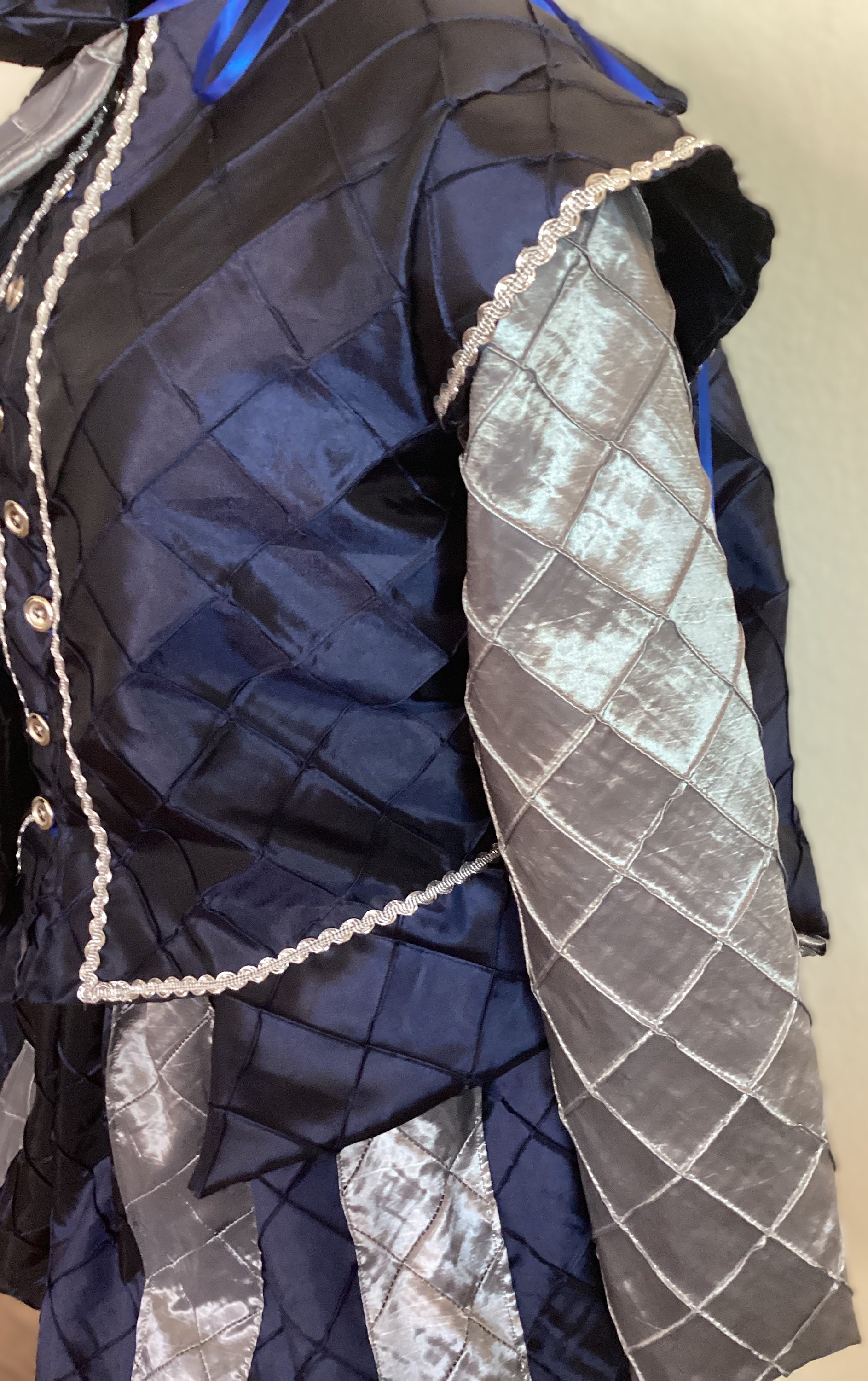 Elizabethan Renaissance Tudor Shakespearean Cape, Doublet, Slops & Hat ...