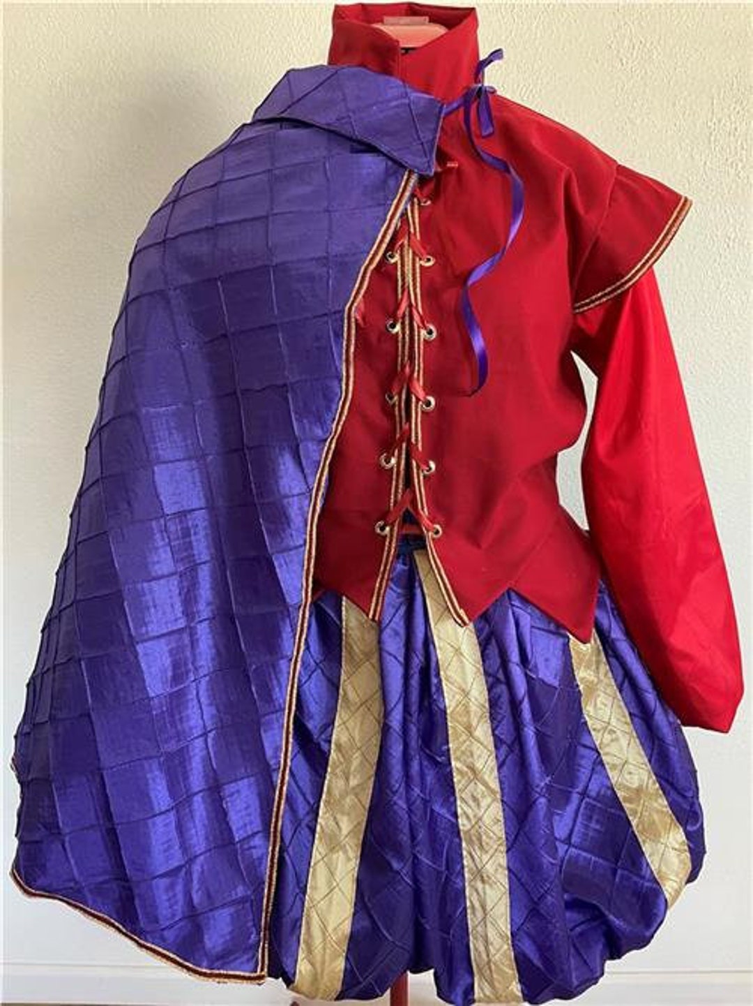 Elizabethan Tudor Renaissance Minstrel Shakespeare Cape, Doublet ...