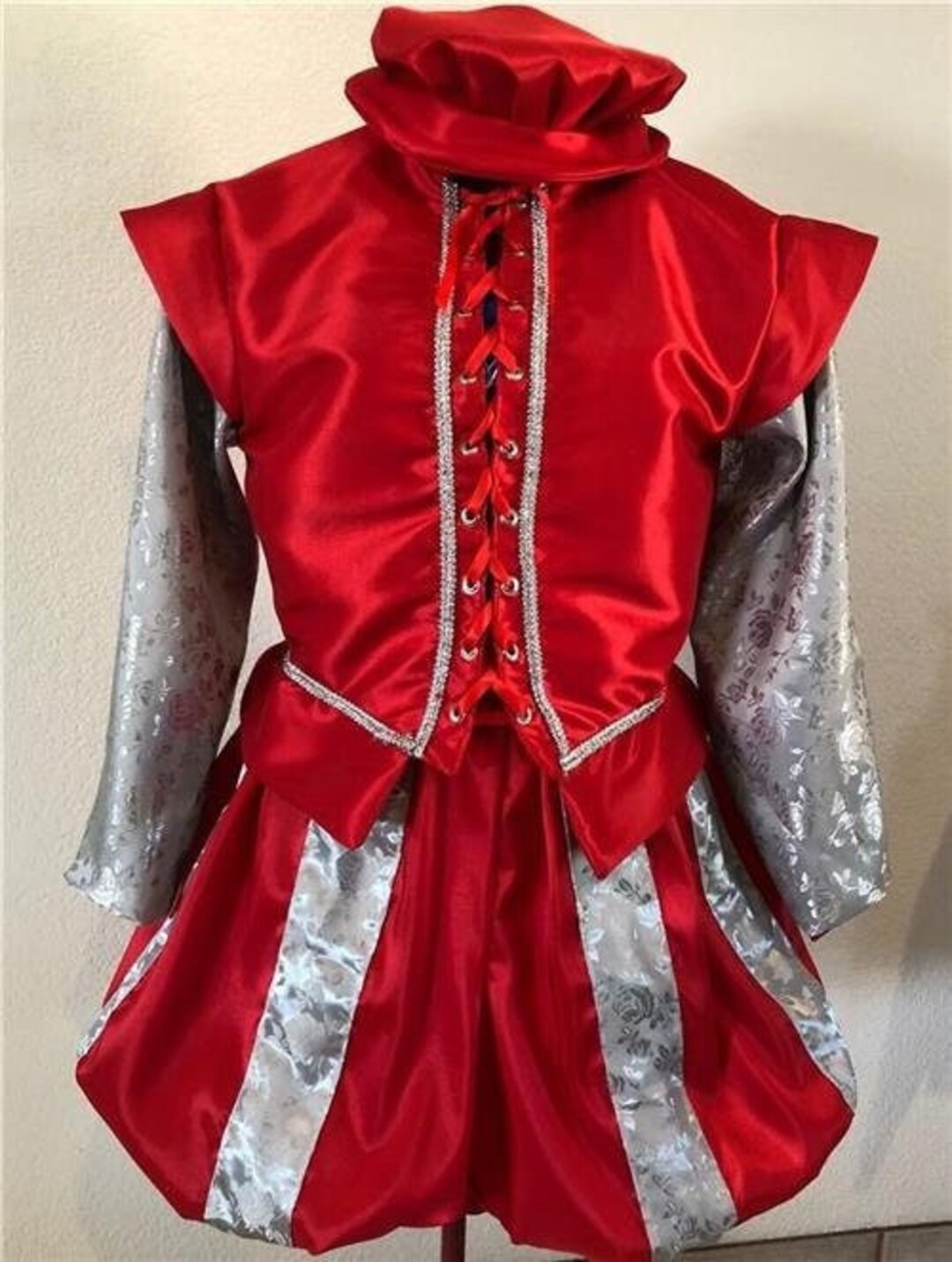 Red Silver Brocade Elizabethan Renaissance Tudor Shakespeare Doublet ...