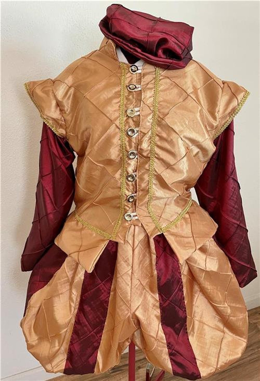 Elizabethan Shakespearean Tudor Nutcracker Doublet Slops/breeches and ...