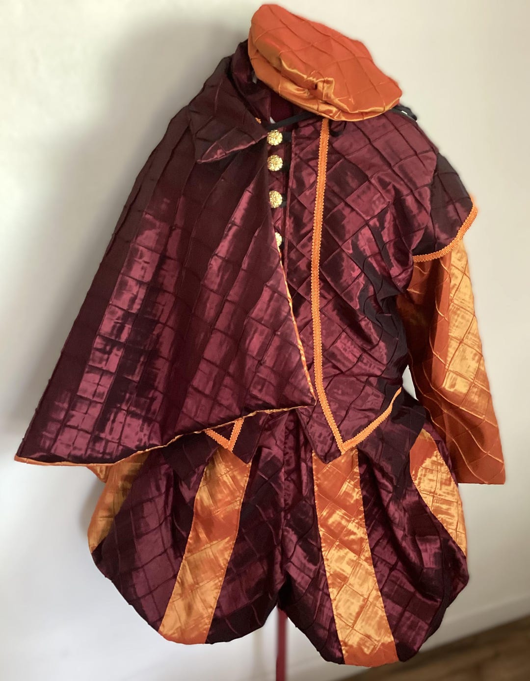 Elizabethan Tudor Renaissance Shakespearean Cape, Doublet, Slops & Hat ...