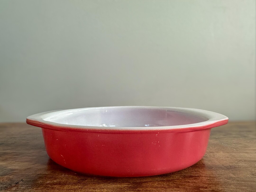 Vintage Pyrex 8 Flamingo Pink Round Cake Pan Collectible Retro ...