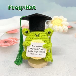 Handmade Crochet Frog Wearing Graduation Hat, Crochet Heart Plant ...