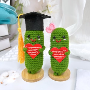 Emotional Support Bachelor's Hat Love Pickle Gift, Cute Crochet Pickle ...