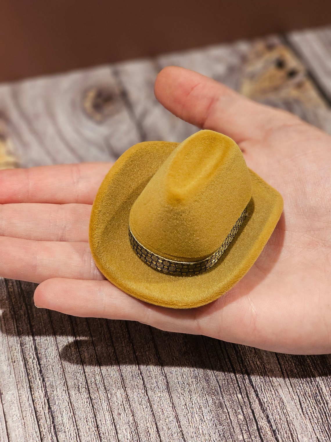 Cowboy Hat Ring Box | Southern Engagement | Brown Cowboy Hat Ring Box ...