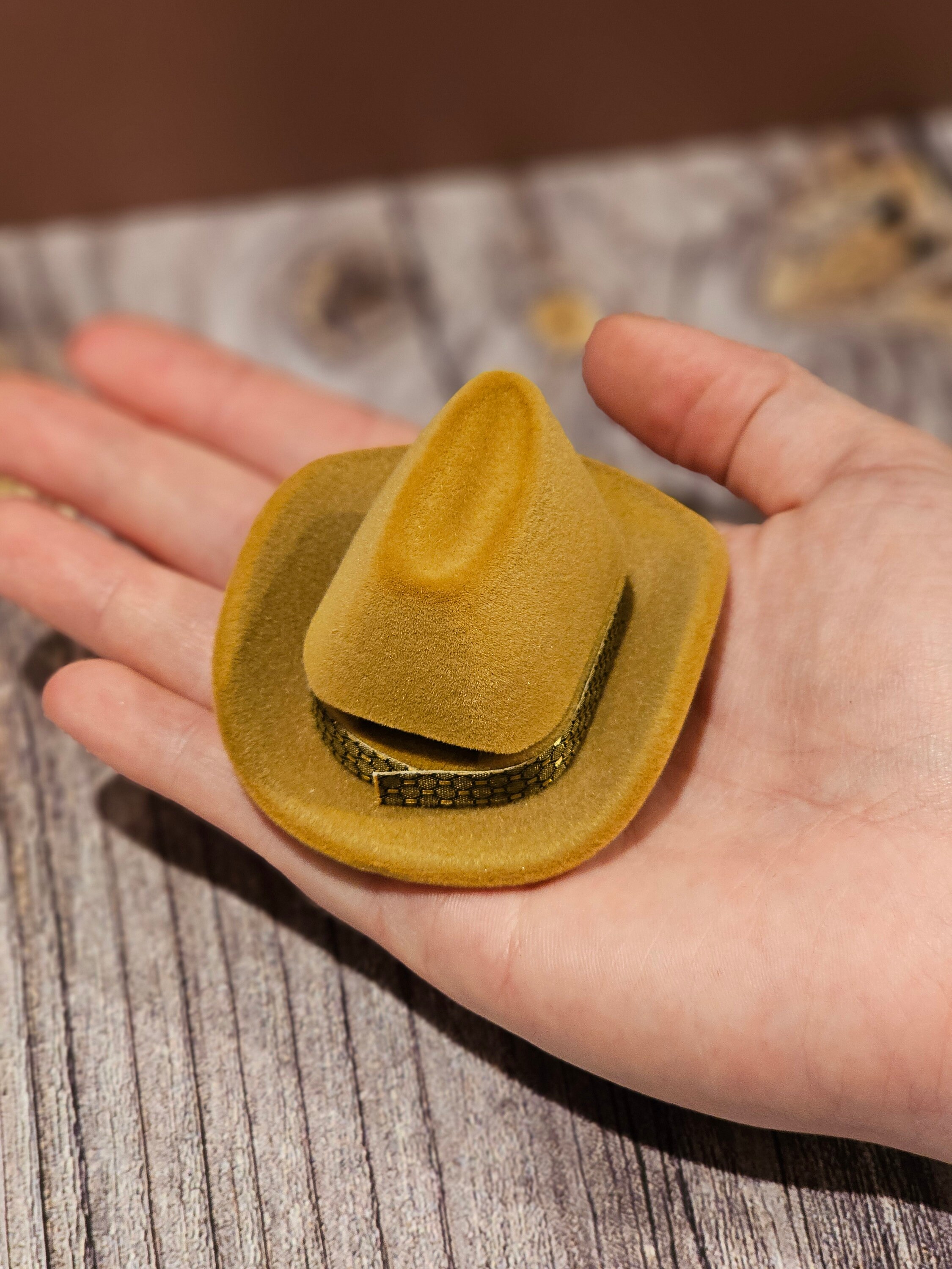 Cowboy Hat Ring Box | Southern Engagement | Brown Cowboy Hat Ring Box ...