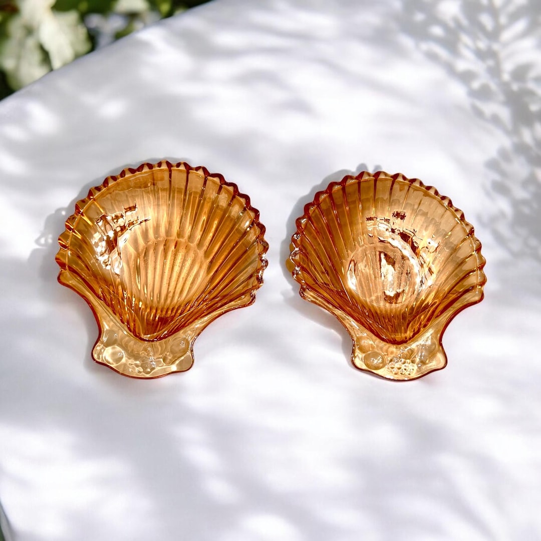 1950’s Shell Marigold Carnival Glass Dishes for Soap or Jewelry (2) - Etsy