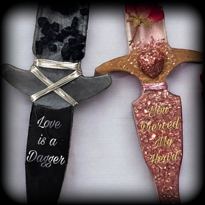 Custom Couples Daggers, Set of 2 Handmade Resin Daggers That You Can ...