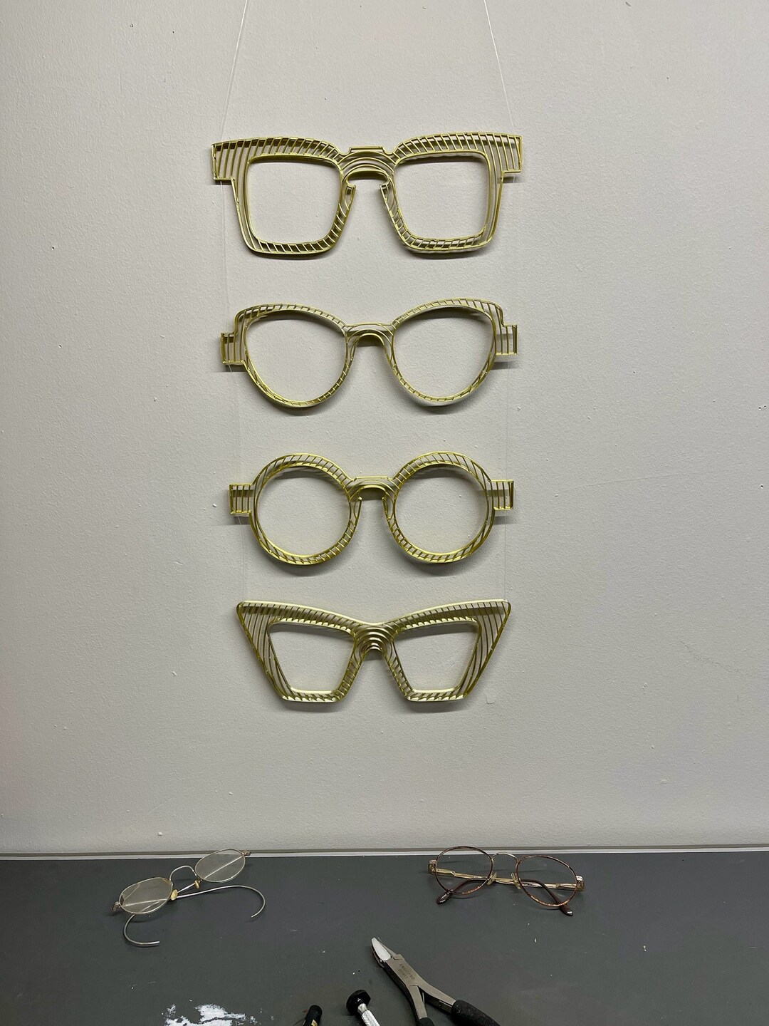 Adjustable Hanging Spiral Glasses Wall Art, Gold/silver 3d Printed ...