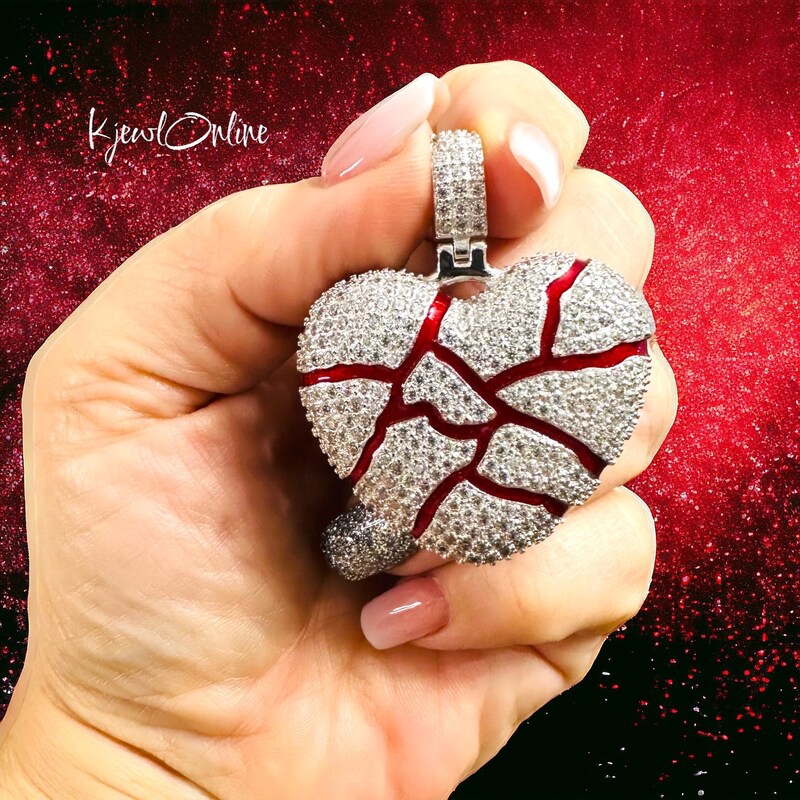 Bleeding Heart Necklace - Etsy