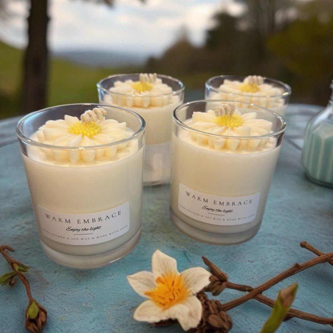 Elegant Floral Candle, Daisy Flower Candle, Soy Wax Scented Candle ...
