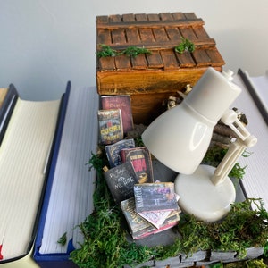 Library Book Nook Diorama Miniatures Bookshelf Insert Miniature Library ...
