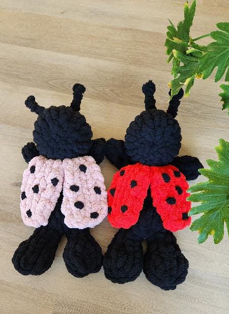 Lia Ladybug Video Tutorial + PDF Pattern | Finger Knit | Chunky Knit ...