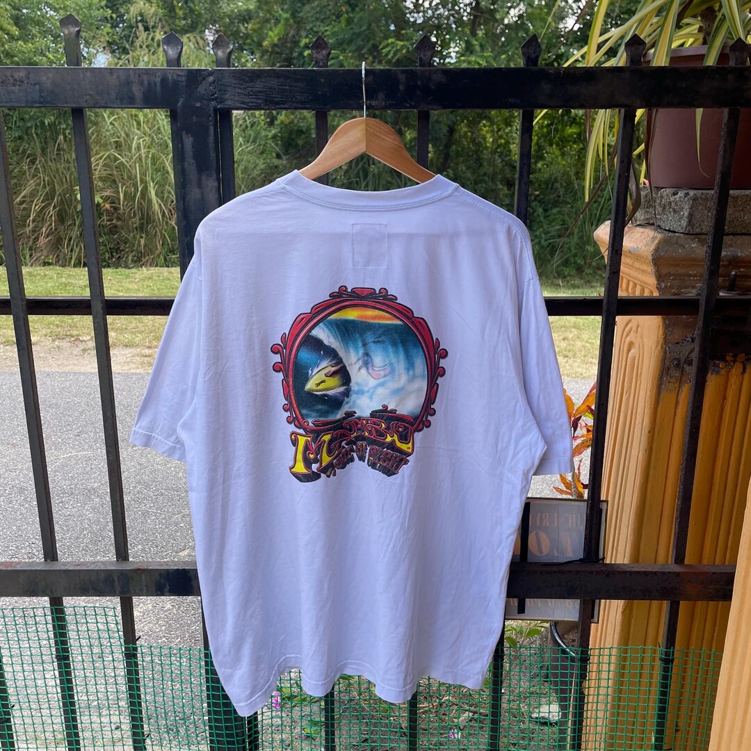 Vintage Mambo Australian Made Surf Air Waves Big Logo Mambo Big ...