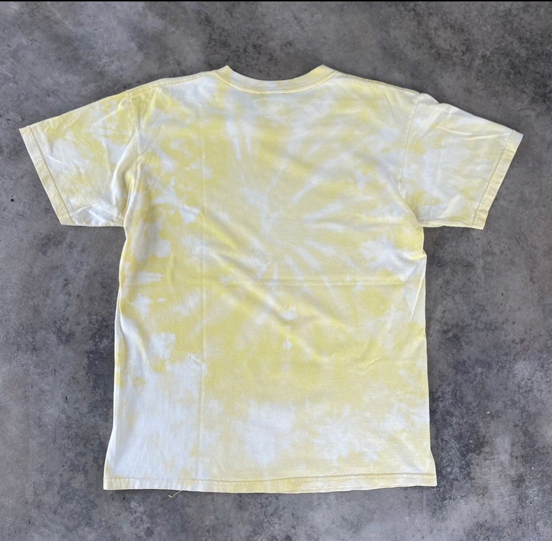 Vintage Octopus Army Advisory Explicit Content Rap Tee Design Promo Tee Yellow White Tye Dye ...