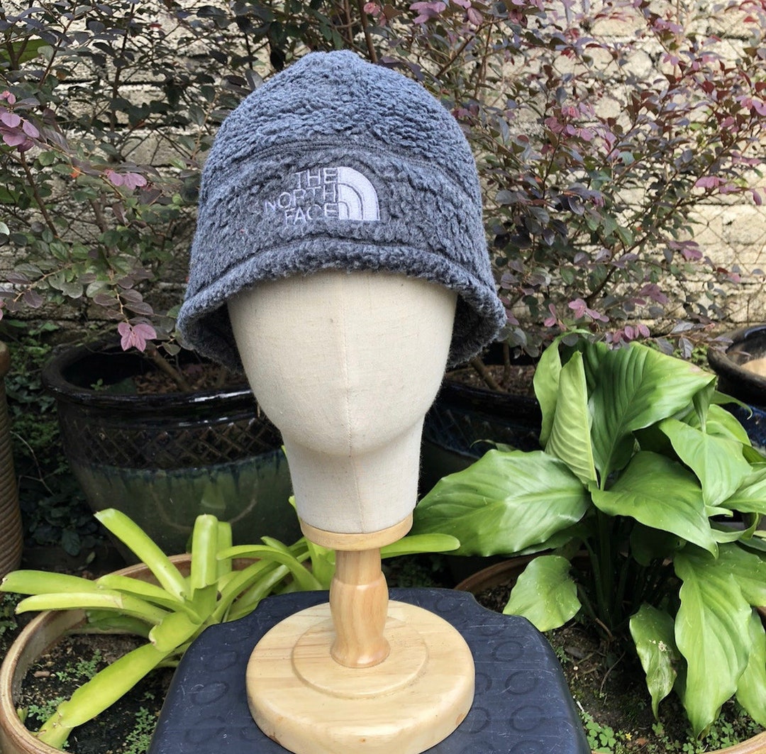 Vintage the North Face Sherpa Winter Beanie Snow Cap Winter Wear in ...