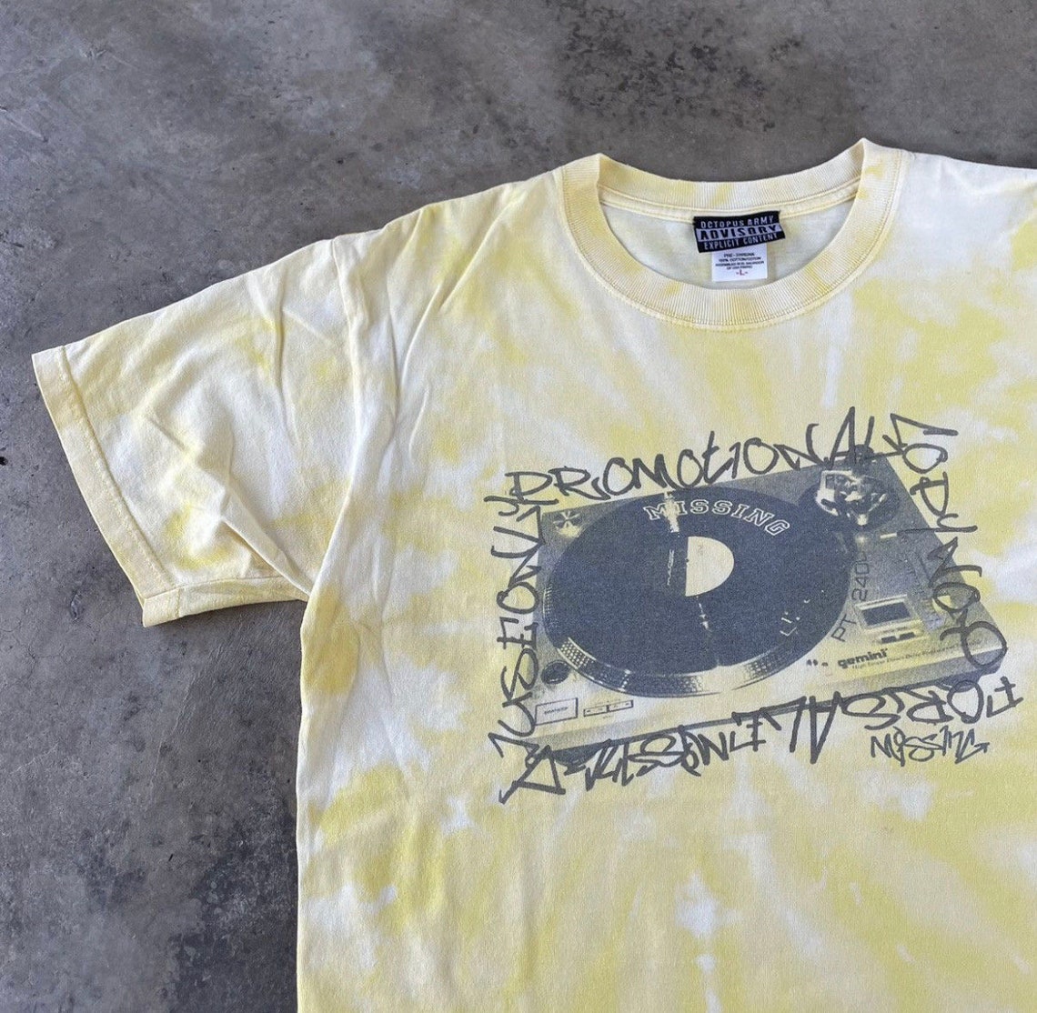 Vintage Octopus Army Advisory Explicit Content Rap Tee Design Promo Tee Yellow White Tye Dye ...