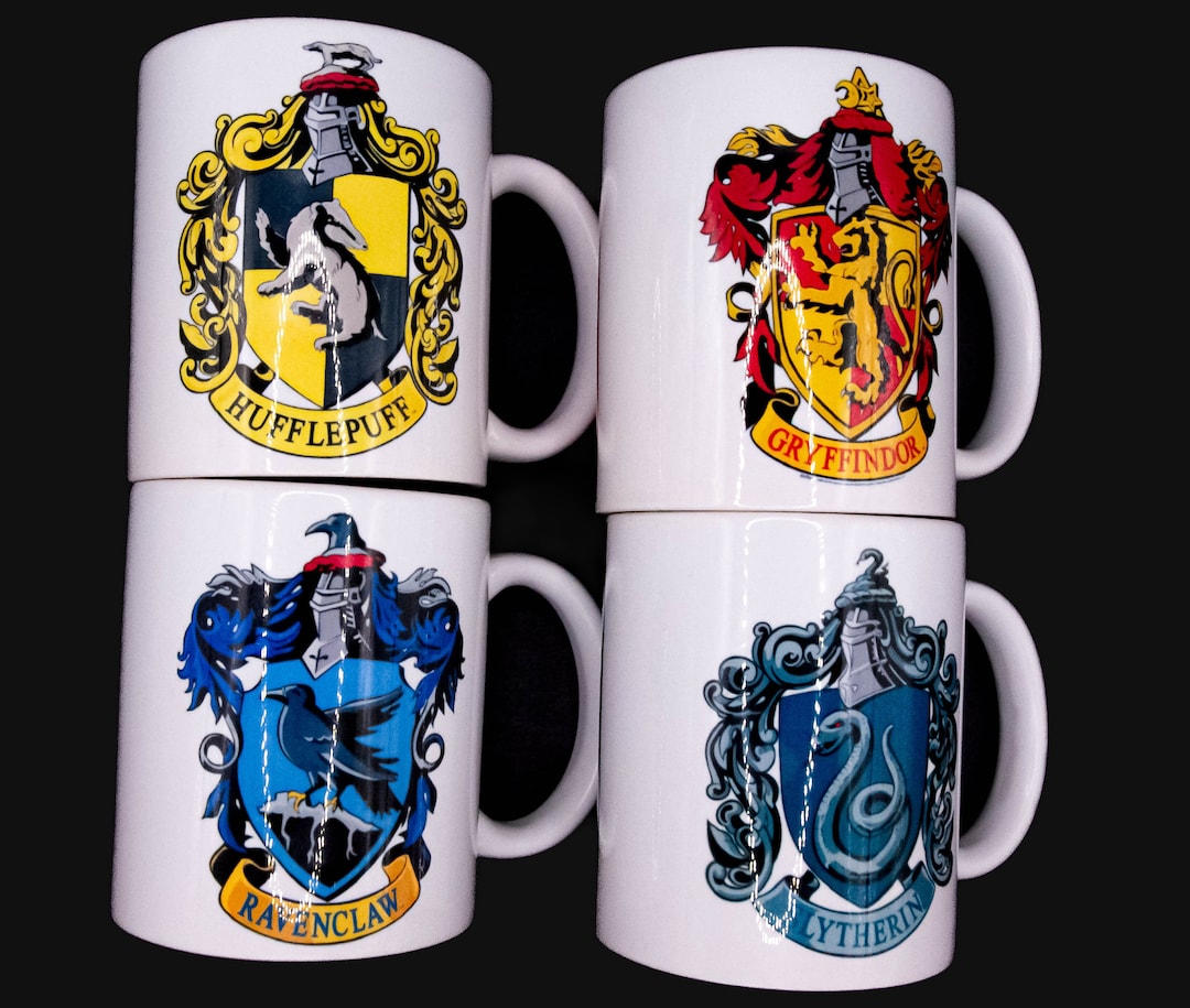 Set of 4 White Coffee Mugs With harry Potter Hogwarts House Crests ...