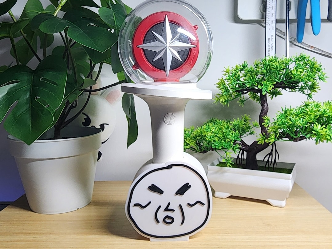 Stray Kids Juremi Lee Know Lightstick Stand Holder Ver. 1 & 2 ...