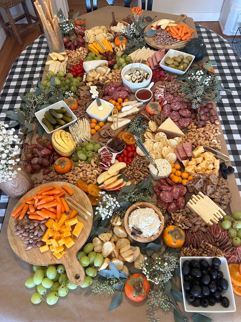 Grazing Table - Etsy