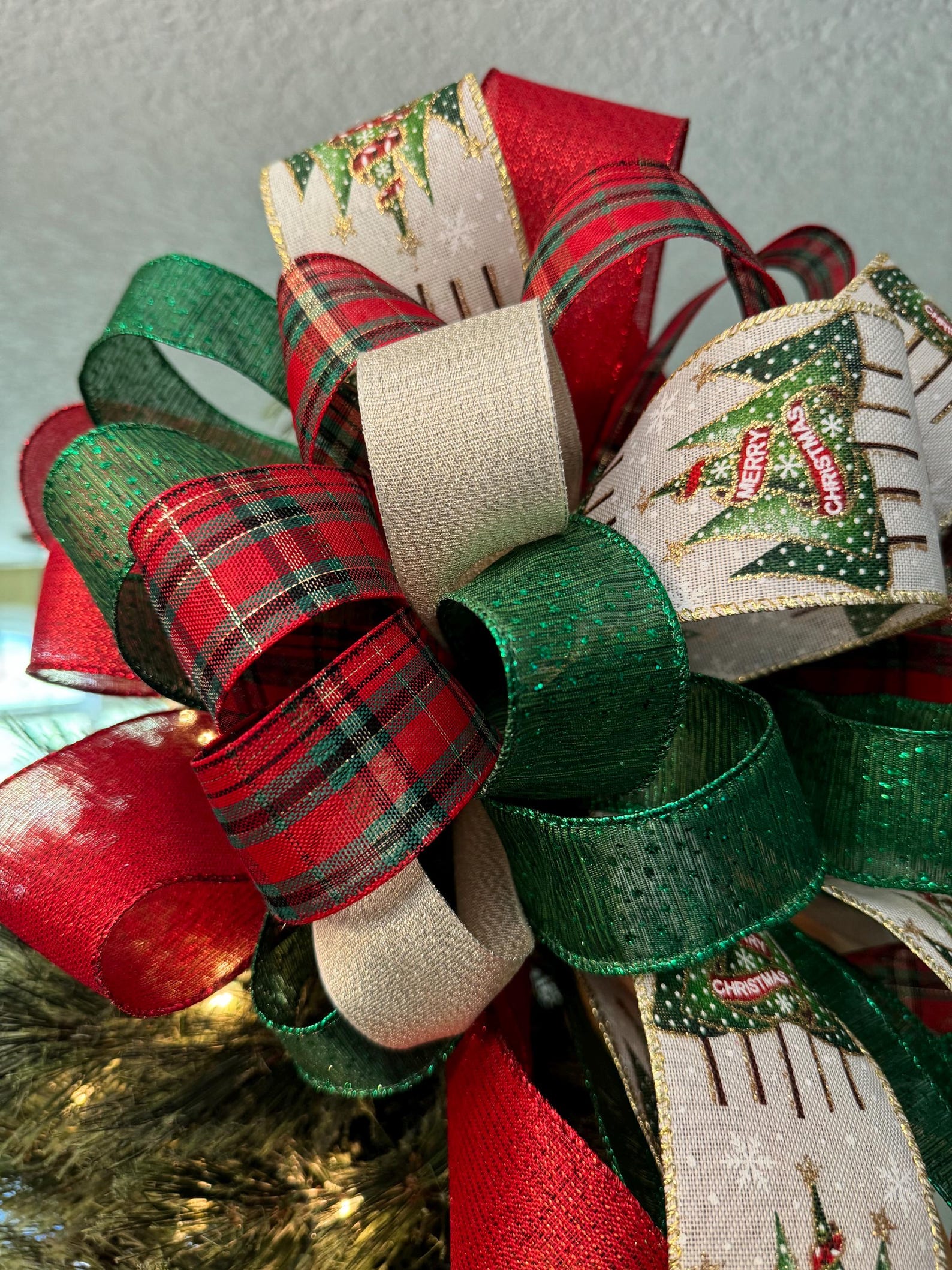 Merry Christmas, Christmas Tree Topper, Red & Green Christmas Bow ...