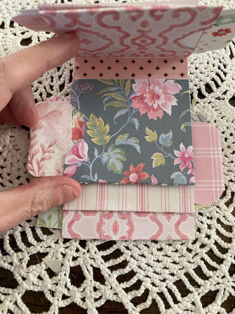 Mini Tag Flip Booklet - Etsy