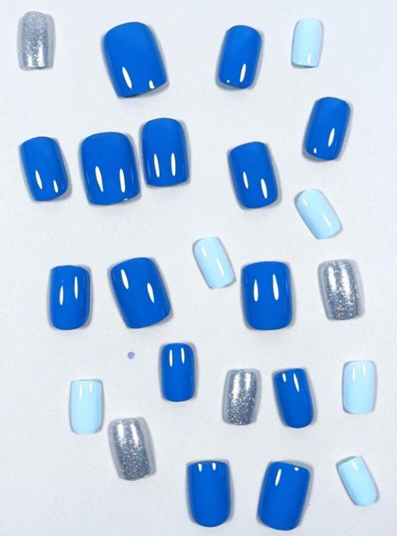 24pc Short Square Nails Set in Light & Dark Blue With Optional Sparkly ...