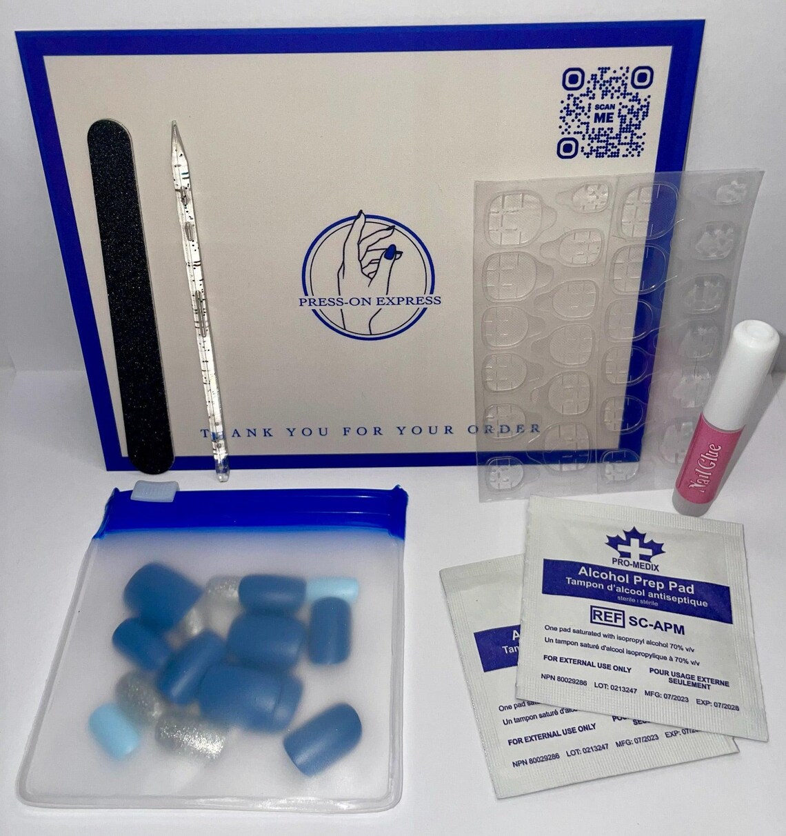 24pc Short Square Nails Set in Light & Dark Blue With Optional Sparkly ...