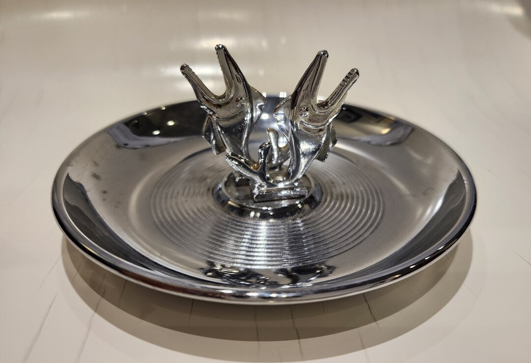 1930's Art Deco Vintage Chrome Ashtray With Marlin Pincherettes by ...