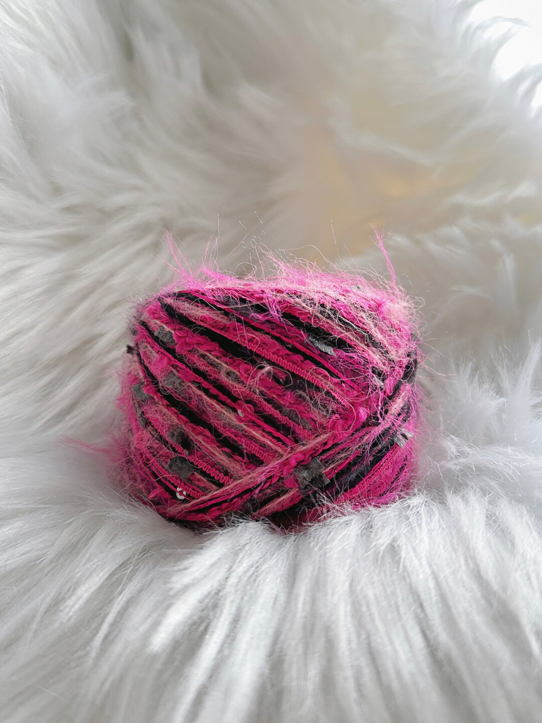 Art Yarn, Pink and Black Mixed Yarn, Y2K, Textured Yarn, Variety Fibers ...