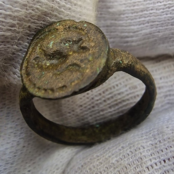 Ancient Seal Ring - Etsy