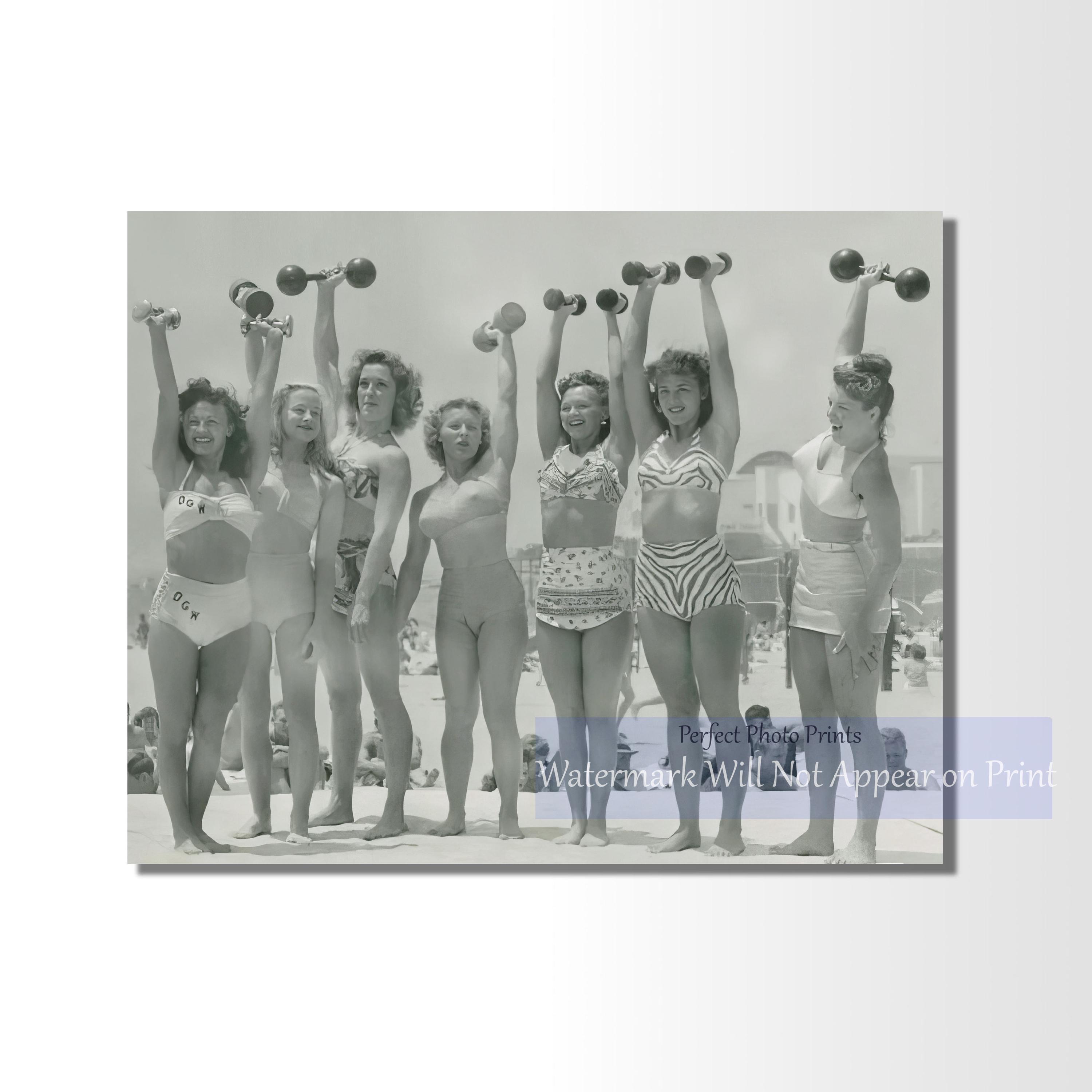 1950s Muscle Beach Women Weightlifters Photo Print – Vintage California ...