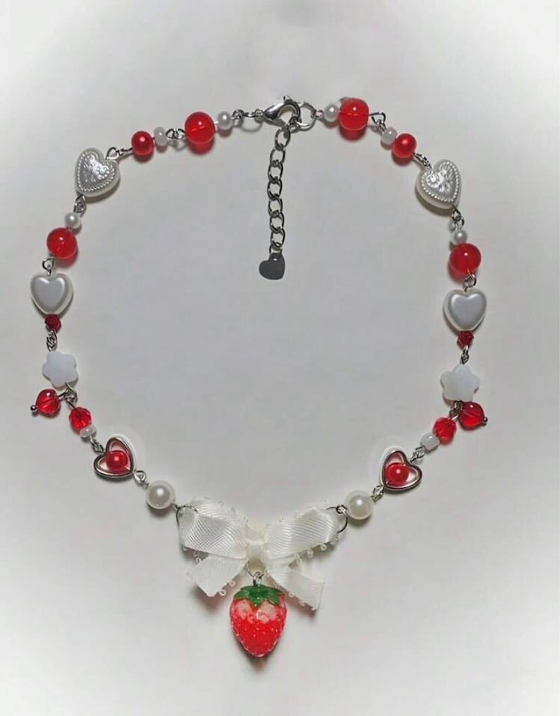 Kawaii Cutecore Strawberry Beaded Pearly Charm Necklace With Bow ...