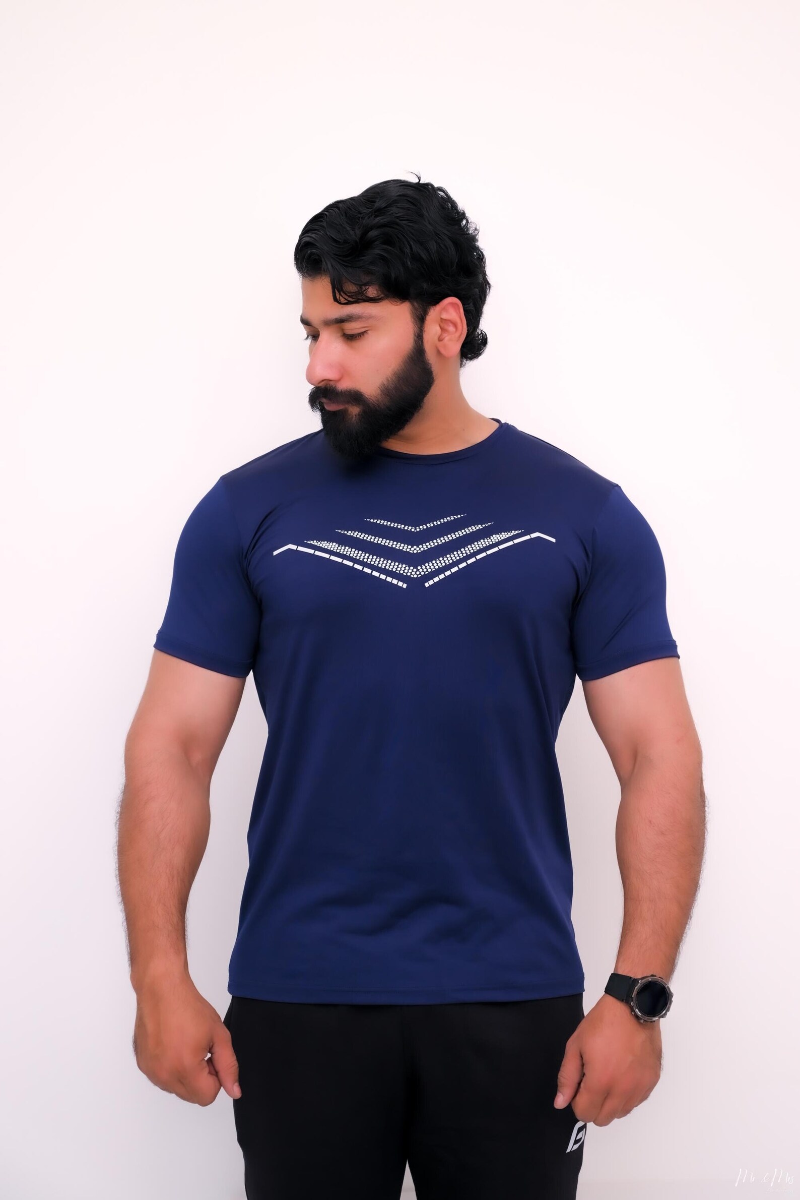 Transform Your Workout Gear: Navy Blue Fg-premium Arrow Design T-shirt ...
