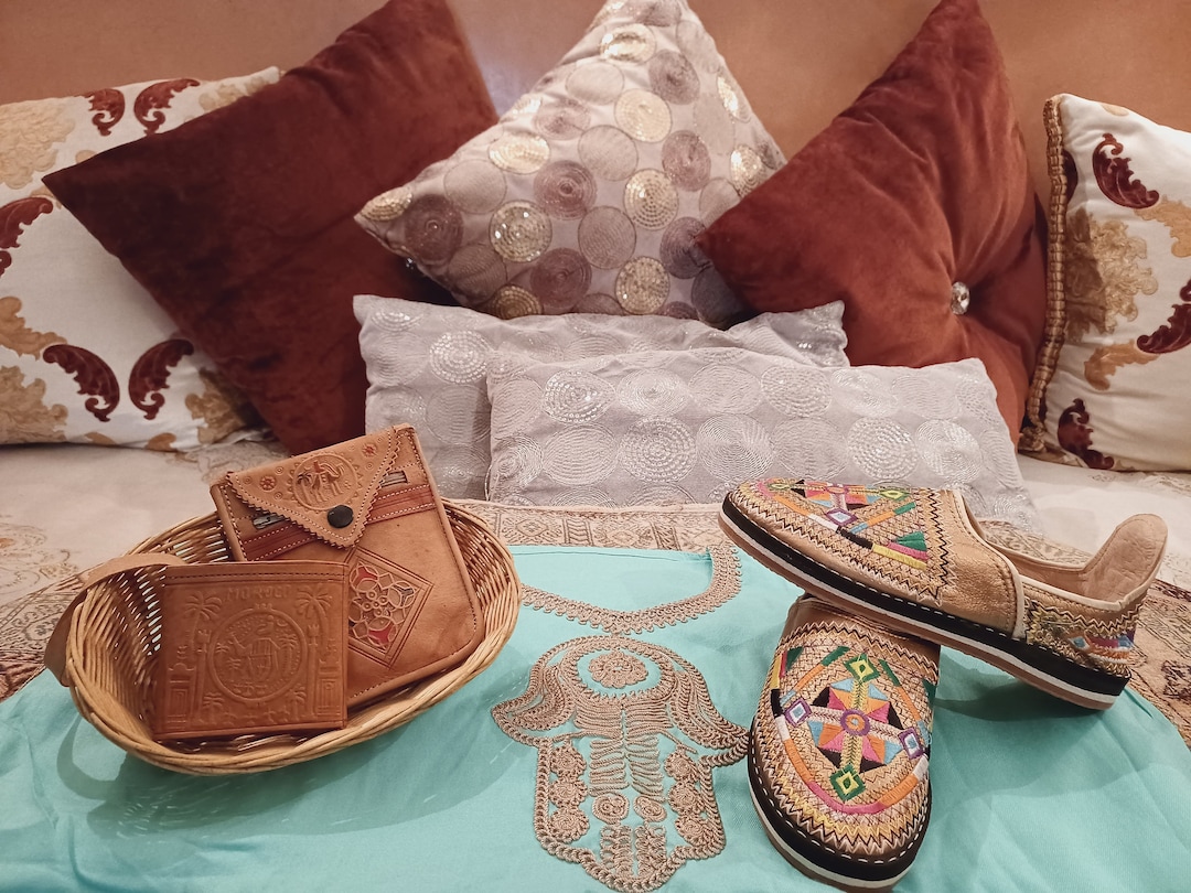 The Perfect Gift, 4 Authentic Items: Artisanal Women's Slippers, Go ...