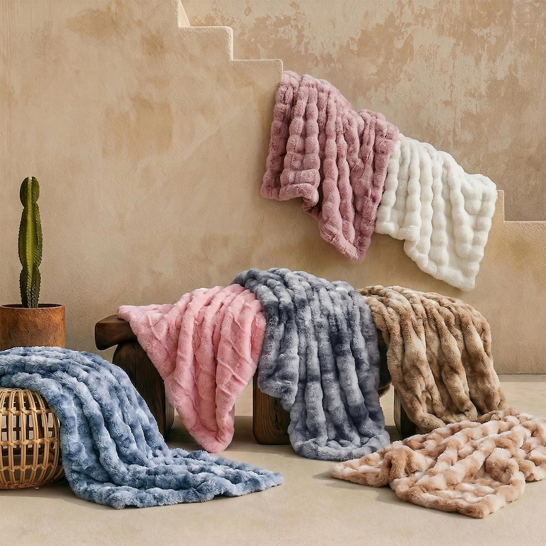 Netbors Luxurious Faux Rabbit Fur Bubble Throw Blanket 50"x60" Gift ...