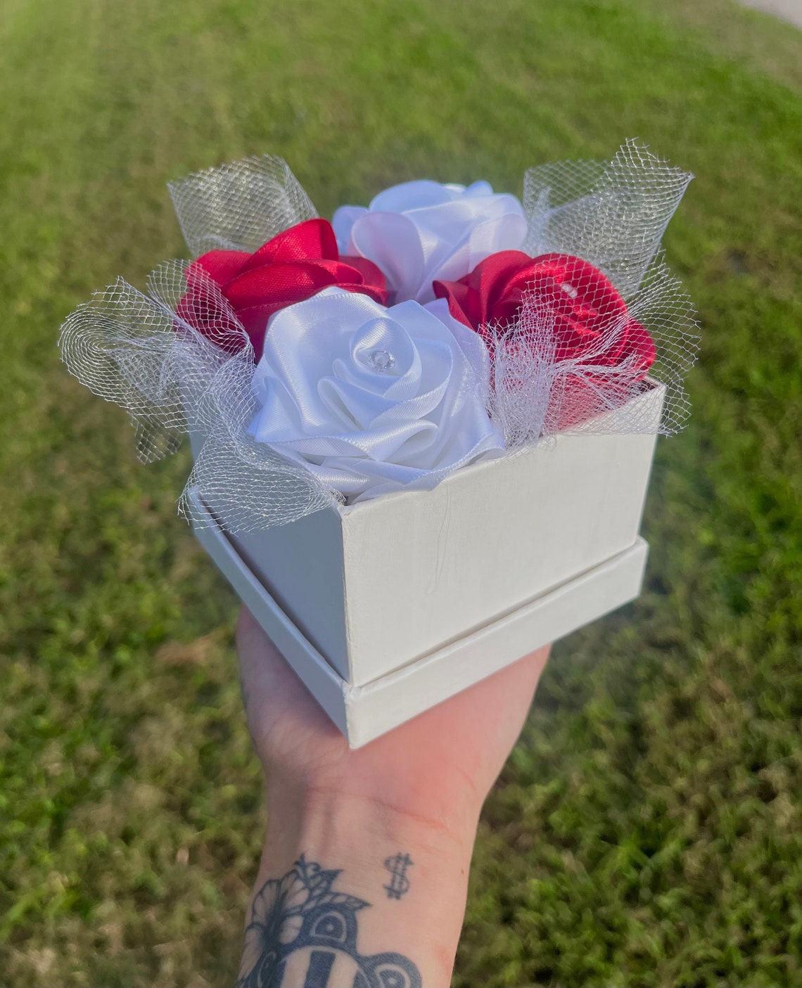 Eternal Rose Gift Box, Ramo Buchon, Floral Arrangement, Artificial ...