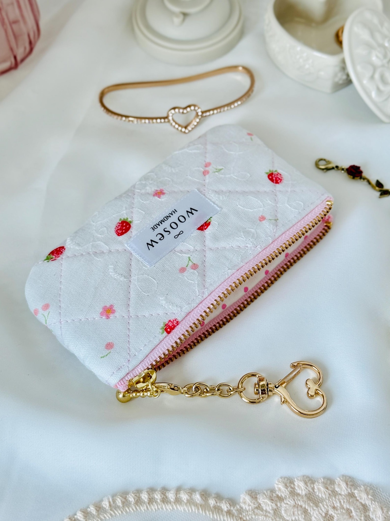 Handmade Quilted Strawberry Coin Purse: Cotton Zipper Pouch With ...
