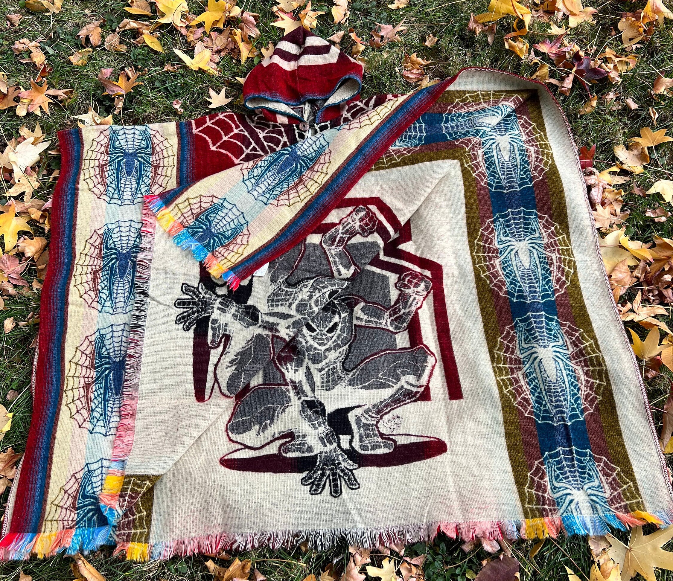 Spider Man Poncho, Red, Spider Man, Warm and Soft, Hooded Poncho, Anime ...