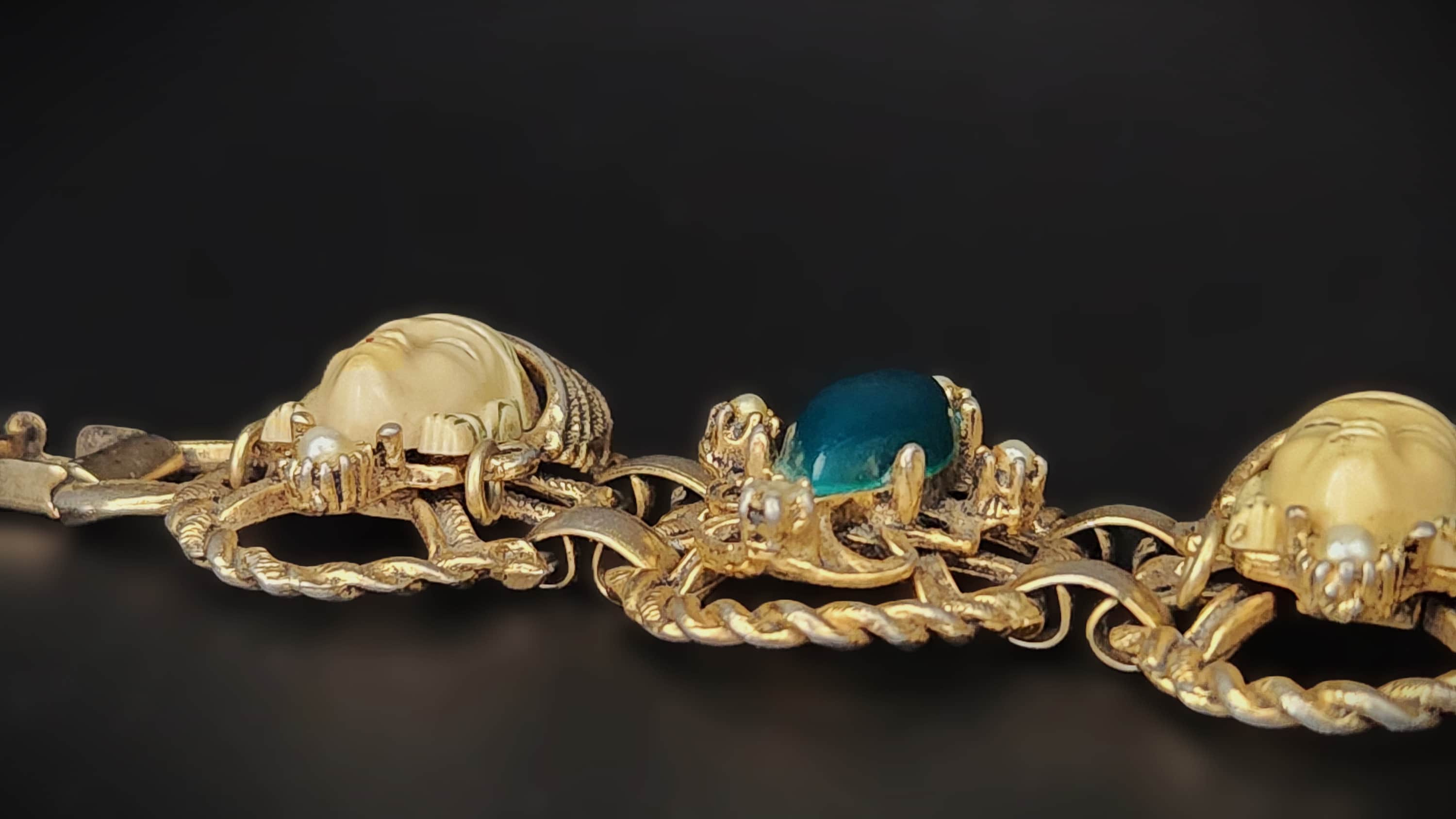 SELRO SELINI Asian Princess Bracelet - Etsy