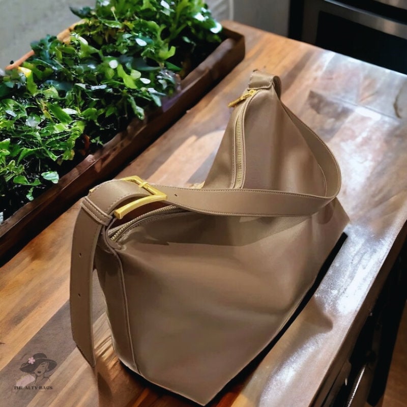 Stylish Leather Crossbody Purse, Leather Shoulder Purse, Smooth Leather ...